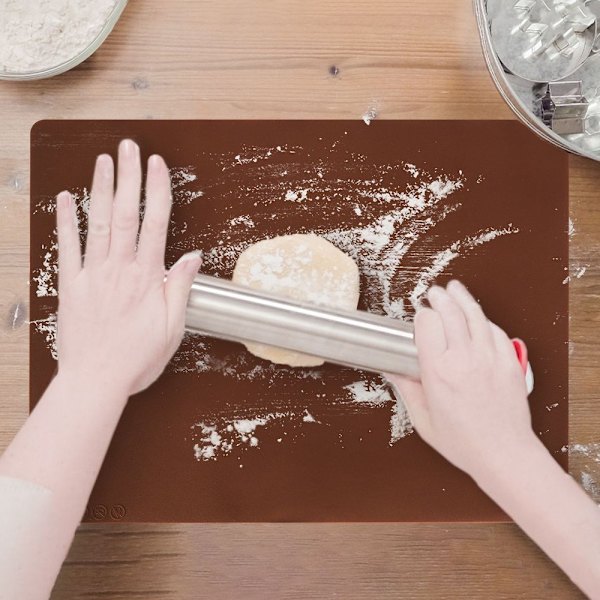 Ruskea silikoninen leivontalevy SILLINIE 40x30 cm | CDON