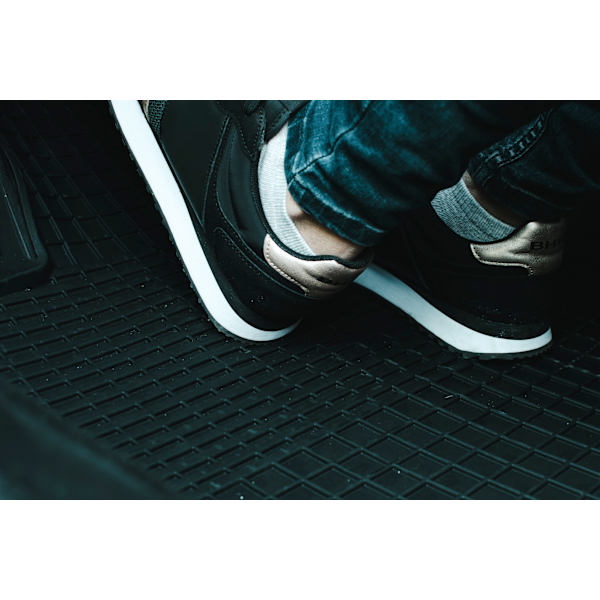 kpl kumimattoja, yleismalli Chrysler Pacifica SUV (2003-2008) -malleihin | CDON