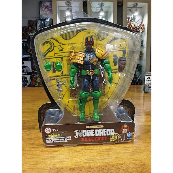 Hiya Toys Judge Dredd: Judge Giant 1:18 Scale Exquisite Mini Action ...