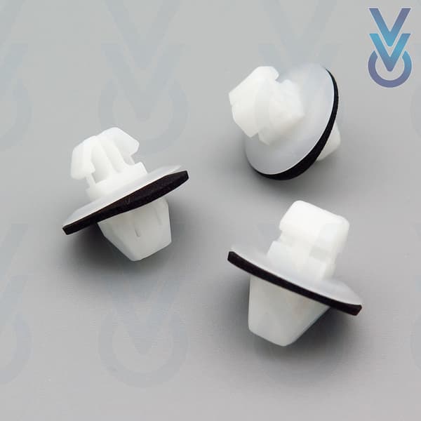 10x Windscreen Cowl / Scuttle Panel Clips for some Suzuki Swift | CDON