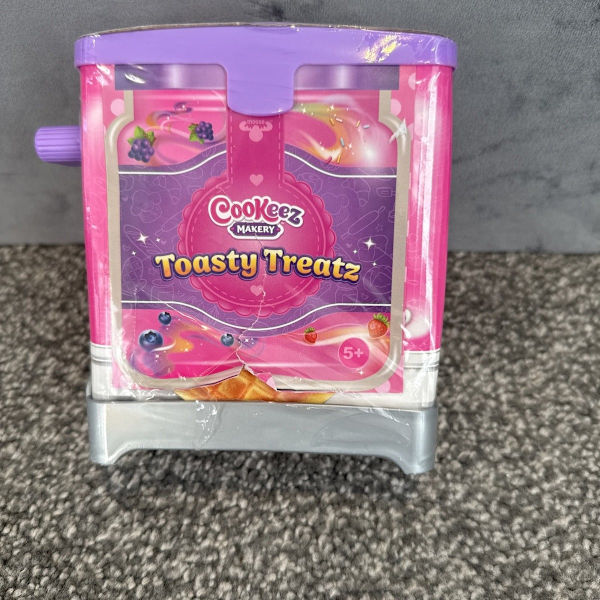 Cookeez Makery Toasty Treatz Single Pack 6Pc Makes Toaster Treat ...