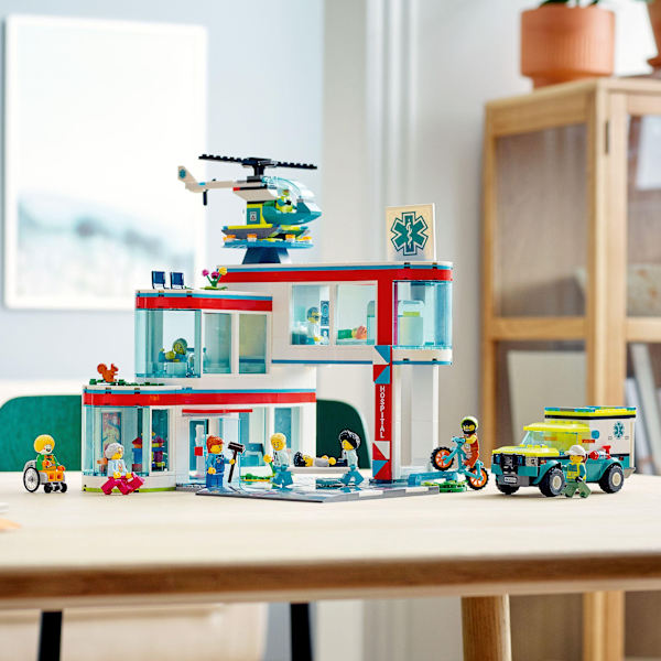 LEGO City Sairaala (60330) | CDON