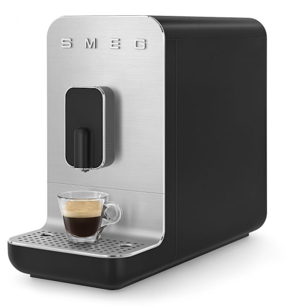 Espressomaskin SMEG BCC01BLMEU Svart | CDON