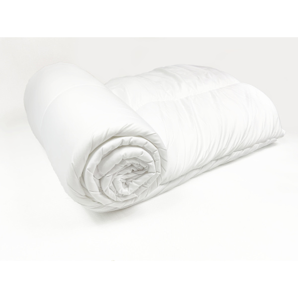 Antiallergisk dyne GOLDEN LINE 160x200 cm +2 kuddar 70x80 cm Polen | CDON