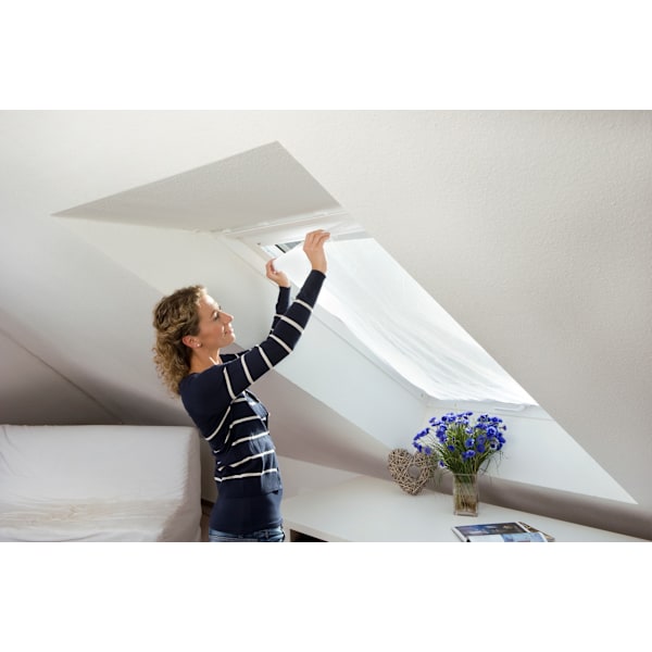 TESA Hyttysverkko kattoikkunaan, valkoinen, tarranauhalla, 1,2 x 1,4 m ...